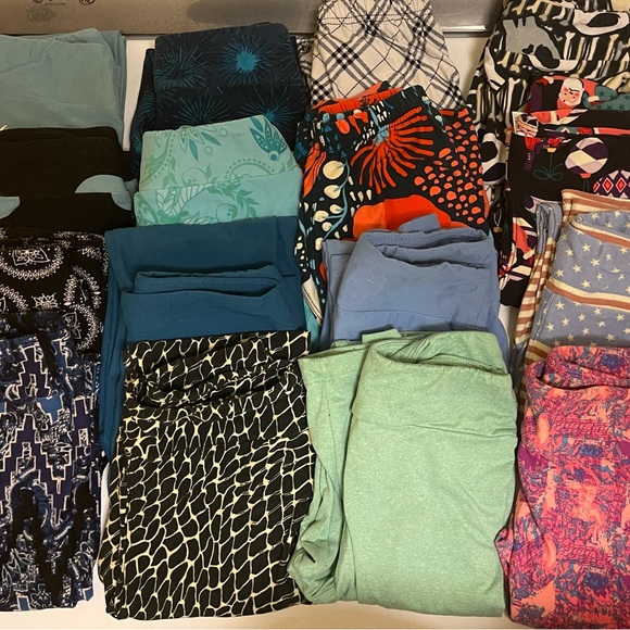 LuLaRoe | Bottoms | Girls Lxl Lularoead Leggings 6 Total | Poshmark